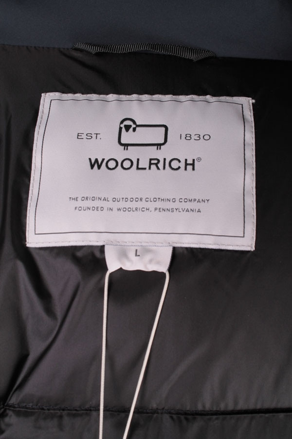 Ferracinshop | Piumino Uomo Woolrich Blue moda uomo, donna, bimbo Ferracinshop | Piumino Uomo Woolrich Blue moda uomo, donna, bimbo